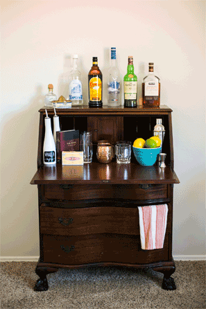 How to Set Up a Beginner Bar in YOUR Home
